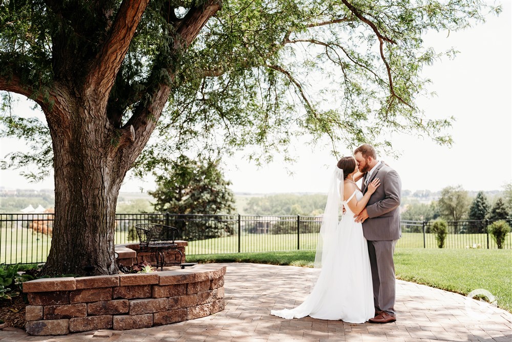 A Venue On The Ridge - Omaha Wedding Venues
